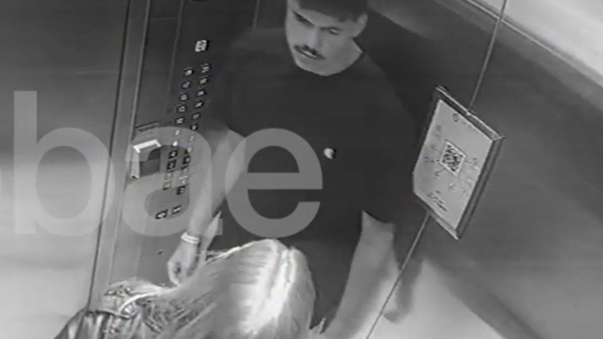 Video: así subían el rugbier francés y la denunciante a la habitación ...