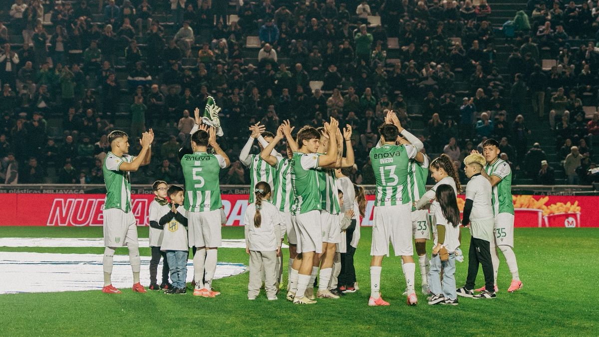 Sigue la maldición ligamentaria en Banfield: undécima lesión en cuatro años