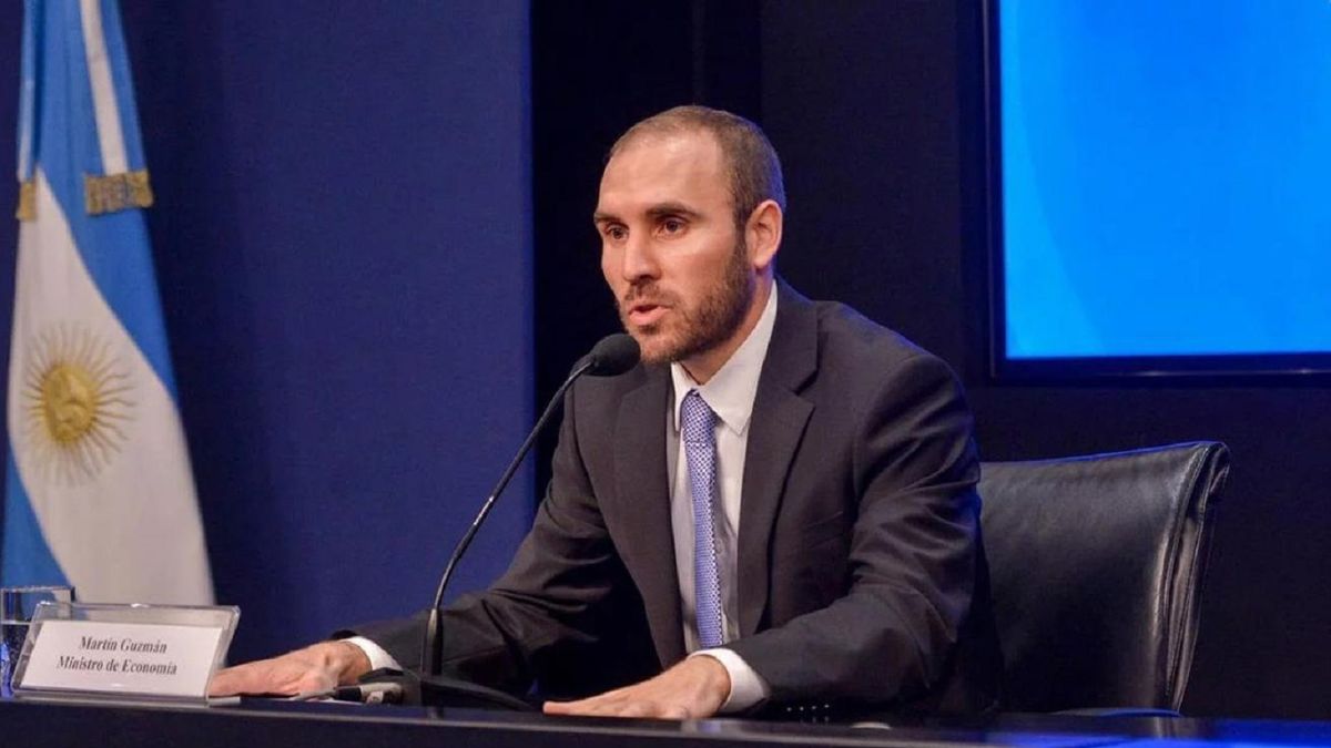 Martín Guzmán celebró las medidas del Gobierno para reducir la brecha ...