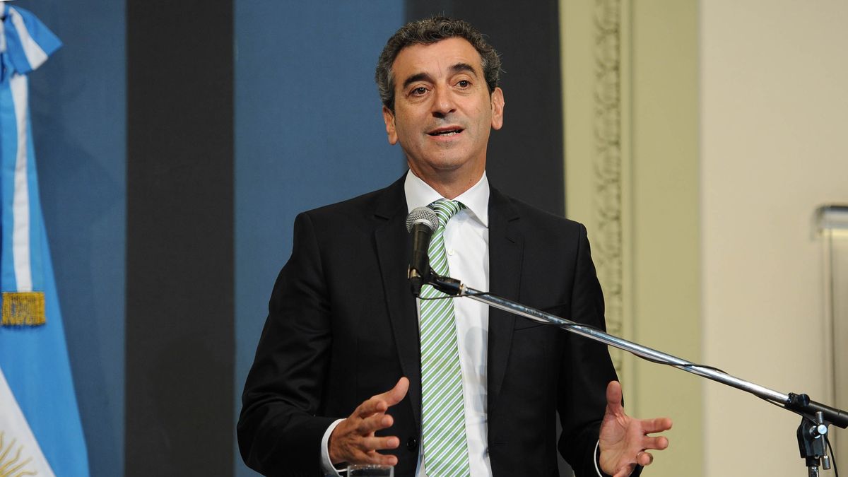 Randazzo en Radio 10: En 90 días vamos a tener un Sarmiento totalmente ...