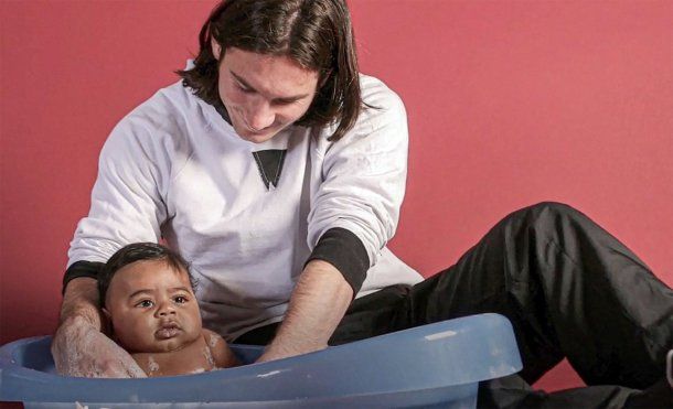 La increíble foto viral de Lionel Messi joven y Lamine Yamal de bebé ...