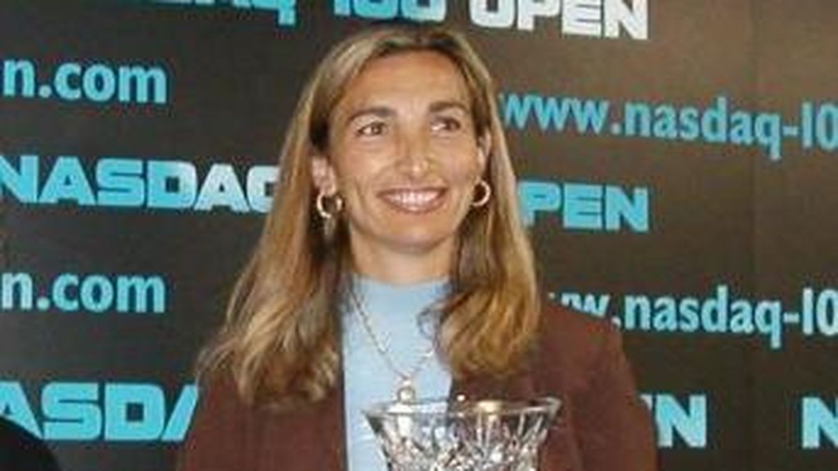 Ex tenista renunció a su cargo por usar auto oficial para hacer los ...