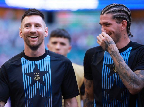 Las emotivas palabras de De Paul para Messi: Es como un hermano mayor