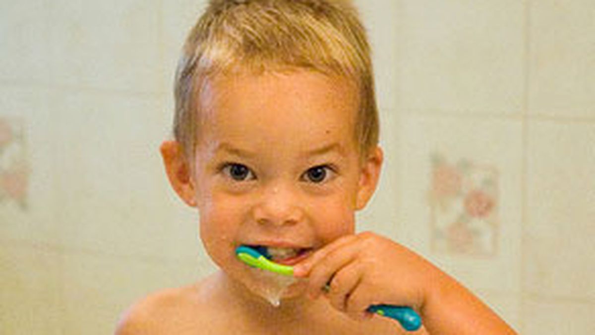 La correcta forma de cepillarse los dientes