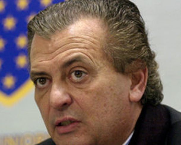 Pompilio eliminó de la lista a dos ex jugadores