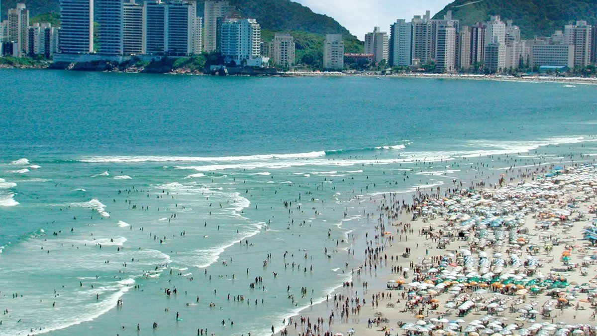 Vacaciones en Brasil 2025: la isla paradisíaca que tiene un límite de ...