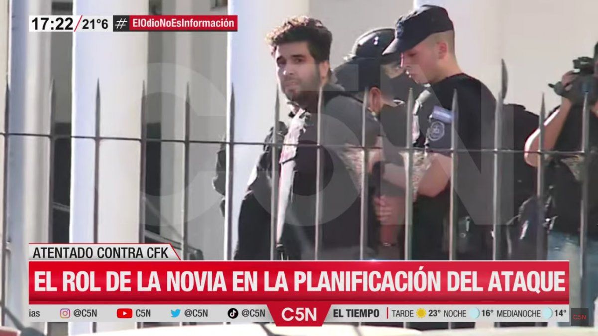 Confirman por un video que Sabag Montiel sabía manipular el arma que ...