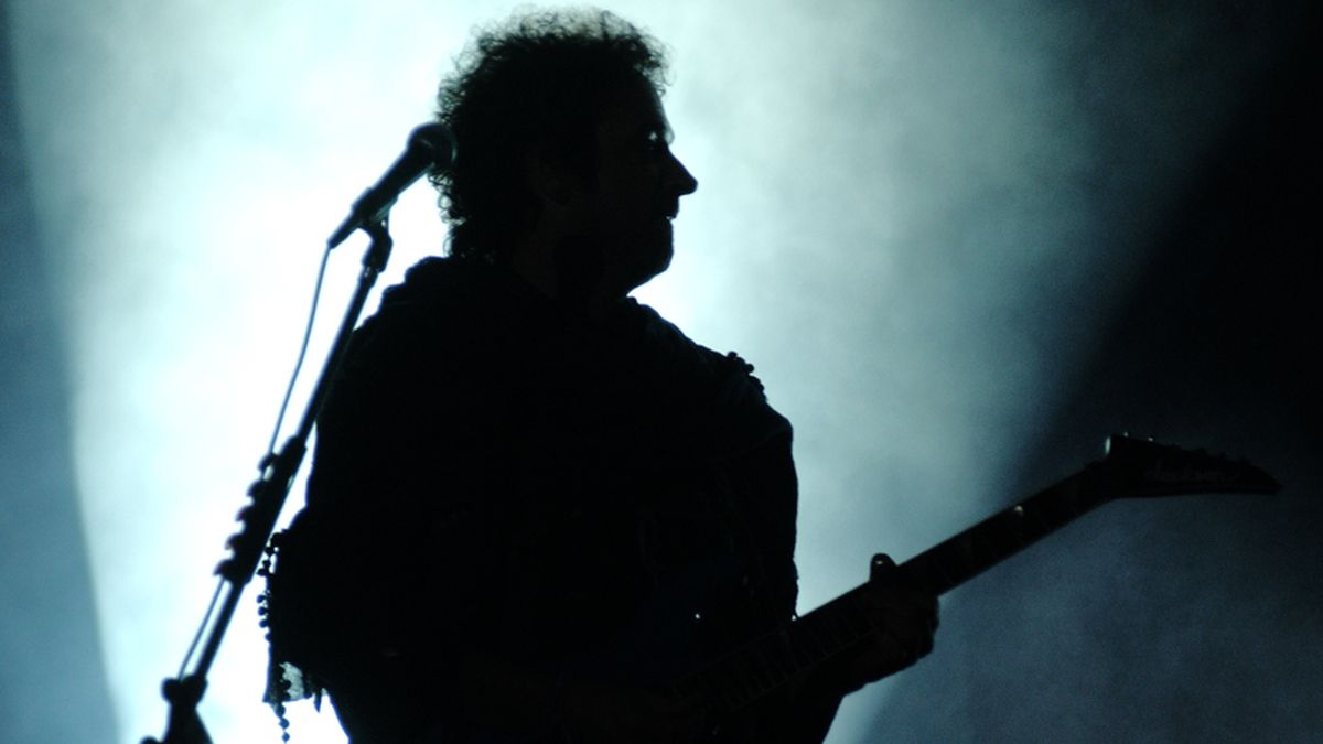 Gustavo Cerati presentó su línea de ropa rock con Valeria Mazza