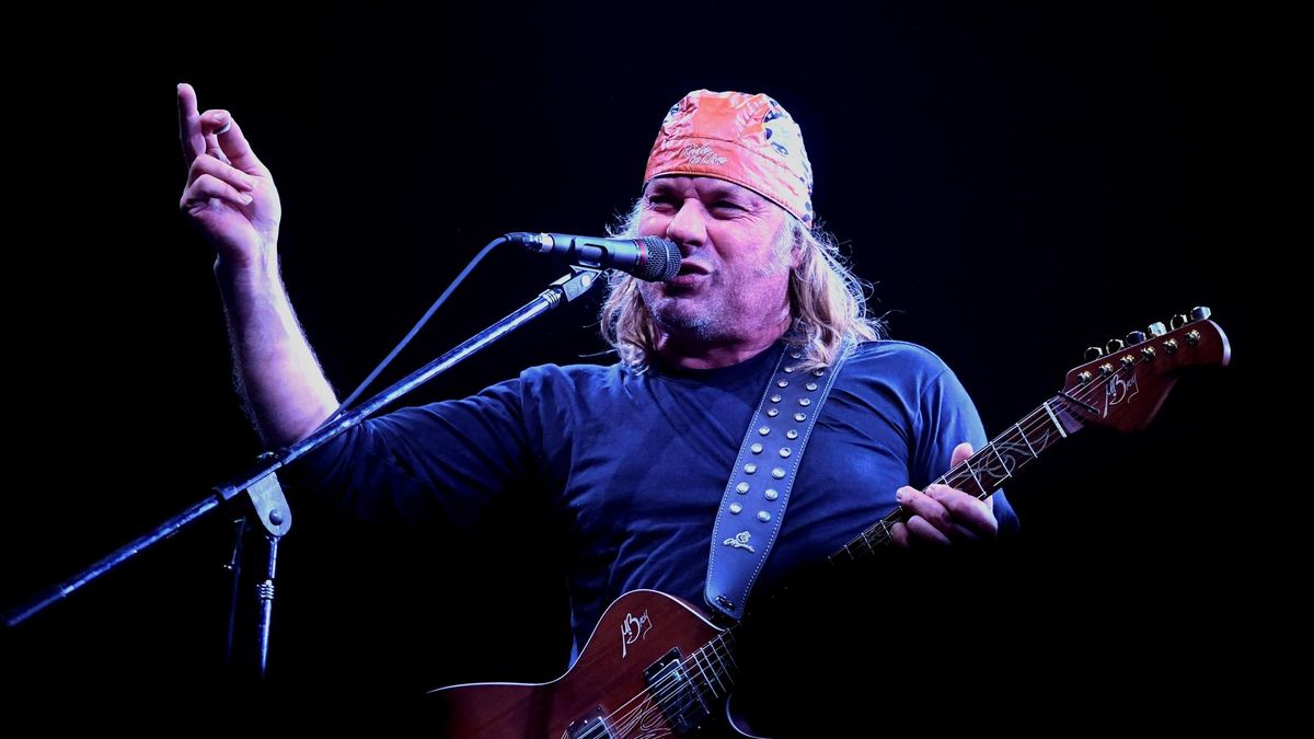 Chizzo de La Renga le hizo una dura advertencia a Javier Milei durante ...