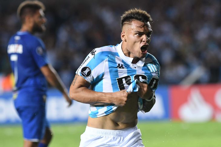 Con tres goles de Lautaro Martínez, Racing venció a Cruzeiro