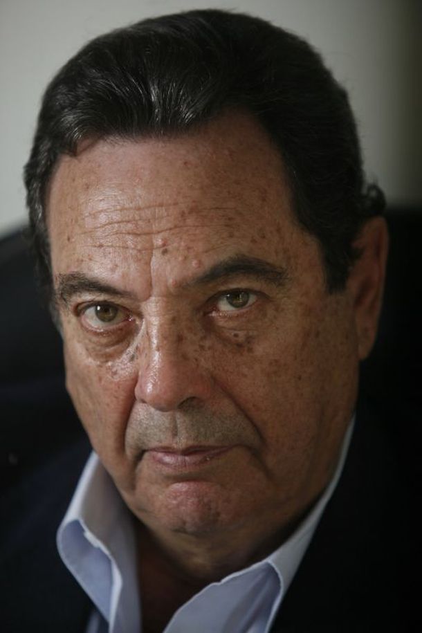 Abel Posse dice que se fue de Educación por temor a que lo maten