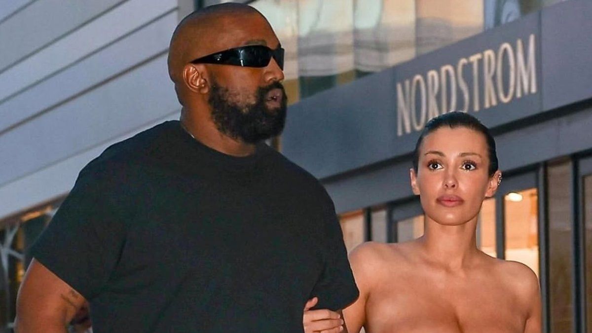 Bianca Censori volvió a encender las redes con fotos semidesnuda y en ...