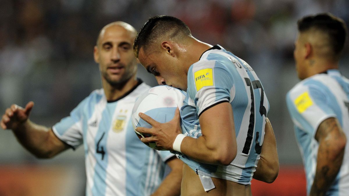 Goleador inesperado: así fue el tanto de Ramiro Funes Mori ante Perú