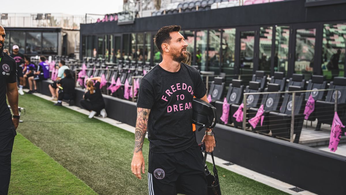 Lionel Messi llegó al estadio y se prepara para su segundo partido en ...