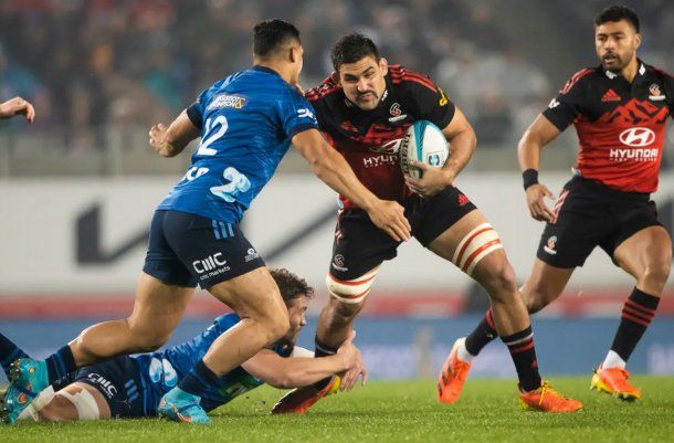 El argentino Pablo Matera se consagró campeón del Super Rugby con Crusaders