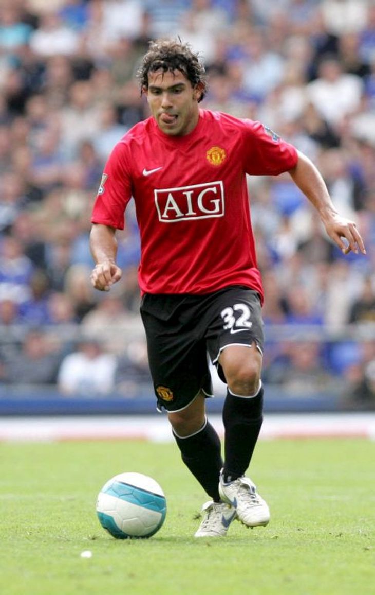 Dos gritos de Tevez para el triunfo del Manchester United en Inglaterra