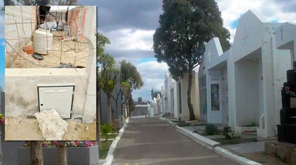 Por falta de nichos, los guardan en el depósito del cementerio