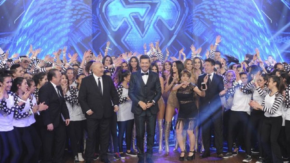 Tinelli vuelve renovado: los cambios de ShowMatch para 2017