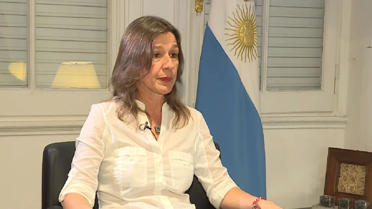 La ministra Sabina Frederic reiteró que se revisará la actuación ...