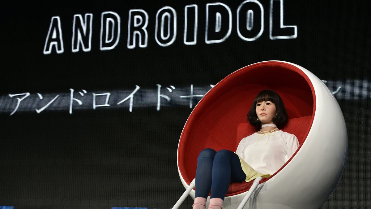 Androidol U: la robot que conducirá un programa de TV en Japón