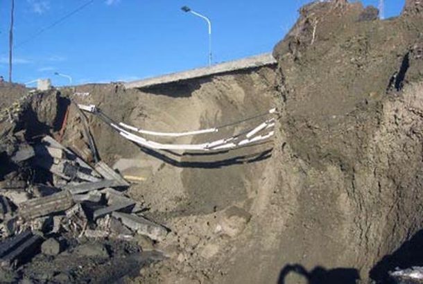 Alud de agua y barro en Comodoro: dos muertos