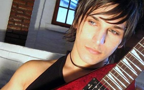 Jet, el flogger músico que tiene su propio reality show en Internet