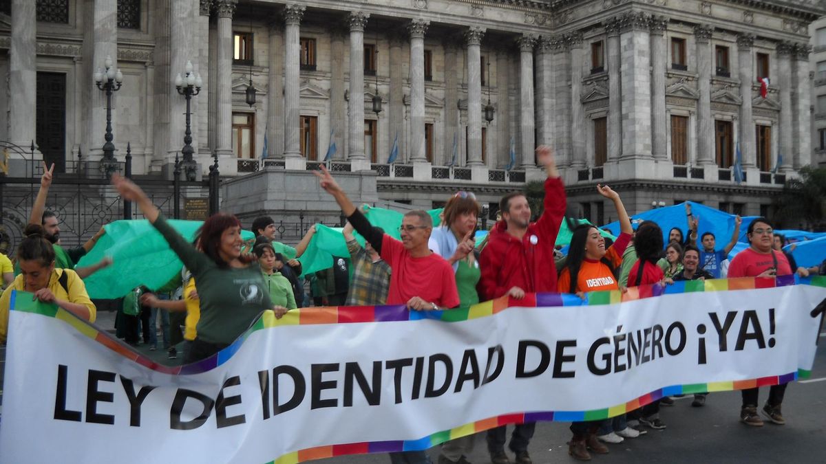 Se cumplen 8 años de la reglamentación de la Ley de Identidad de Género ...