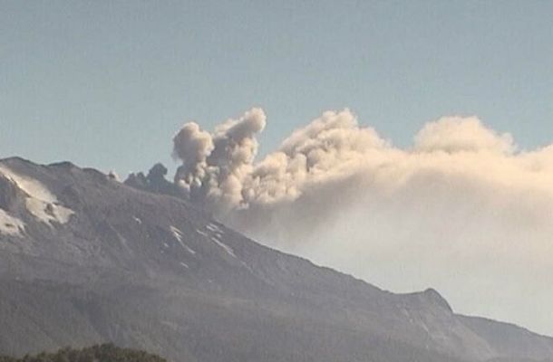 Alerta amarilla en Neuquén por erupción del volcán Copahue