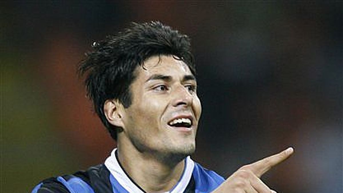 Con el gol de Cruz, el Inter se afianza en la cima del Calcio