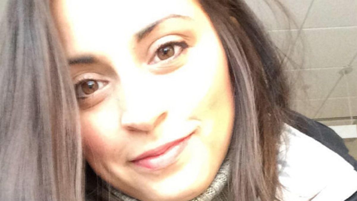 Arrestan A Una Maestra Por Tener Sexo Con Un Alumno En Una Plaza
