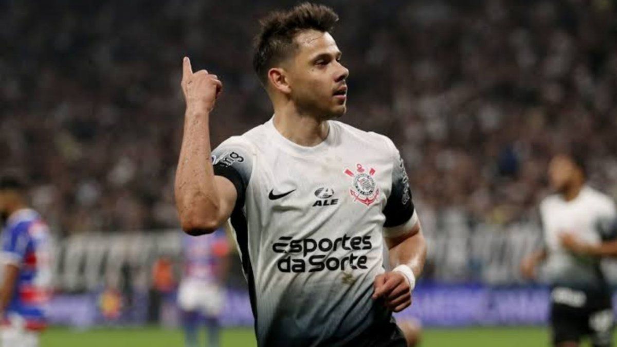 Boca confirmó la llegada de Ángel Romero y tiene su primer refuerzo