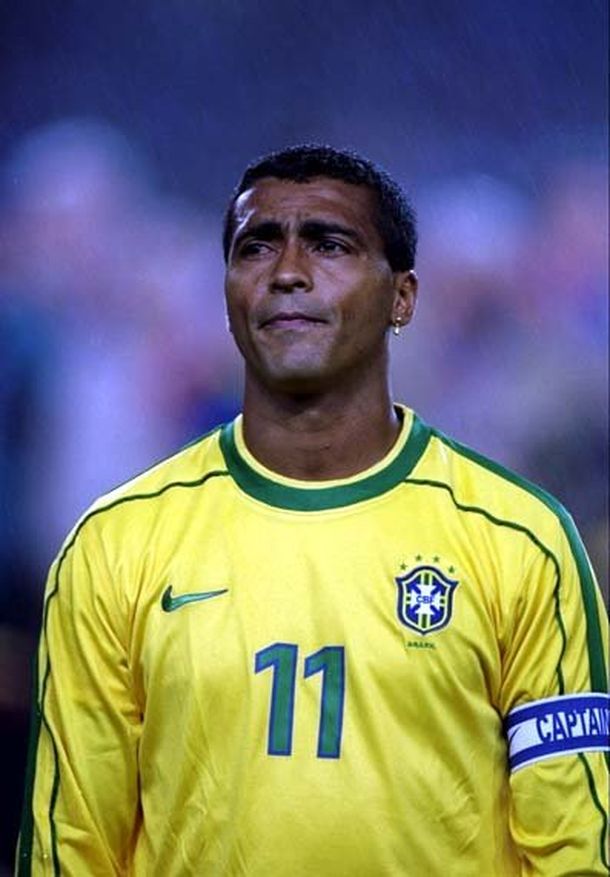 Romario en busca del gol número 1000