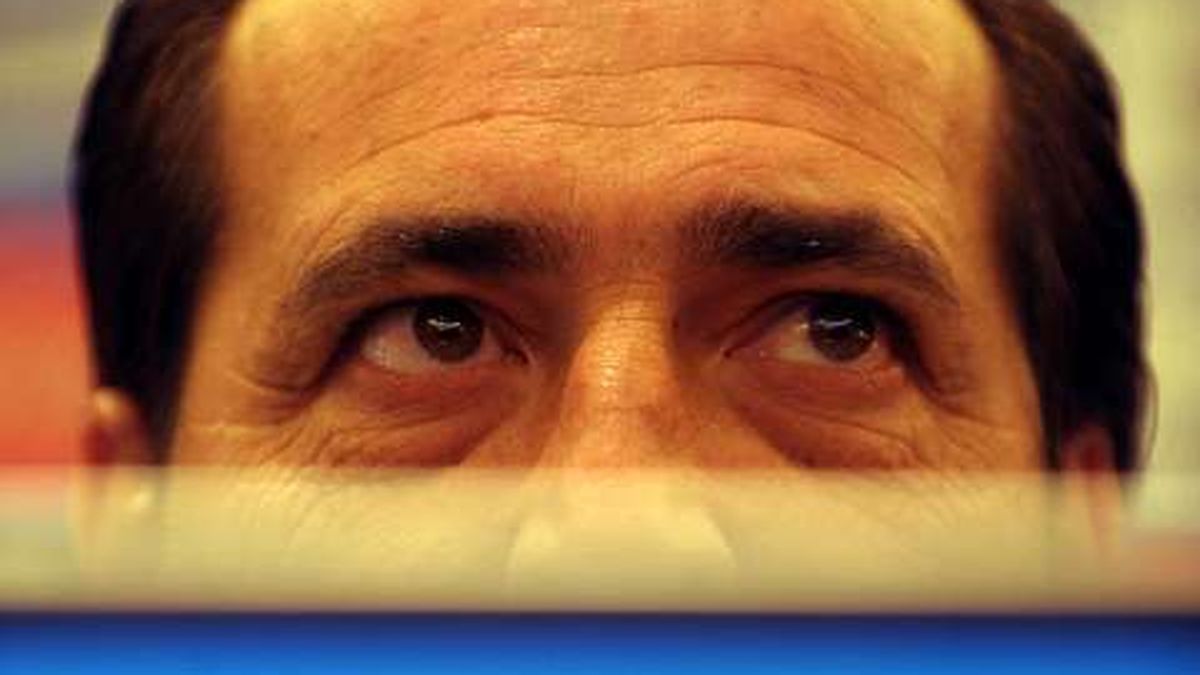 El Checho pone en duda la presencia de Tevez