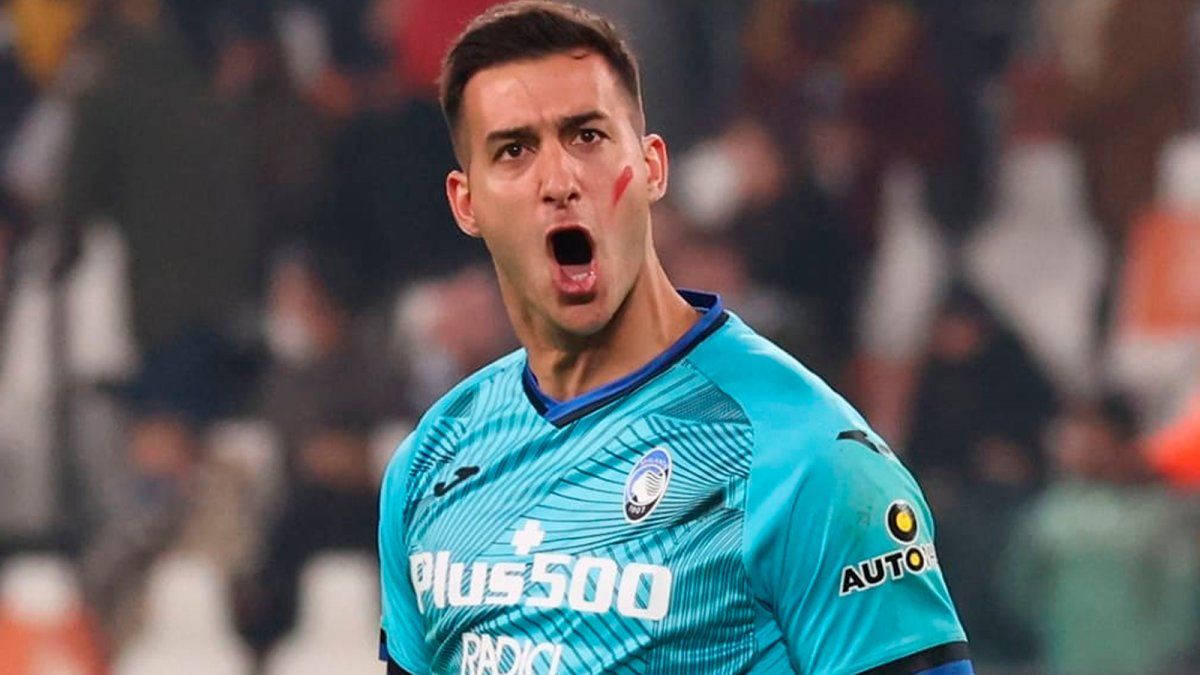 La foto correcta: Juan Musso se vistió y posteó en Instagram