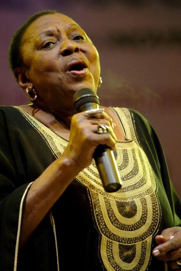Murió la cantante Miriam Makeba tras concierto contra el racismo