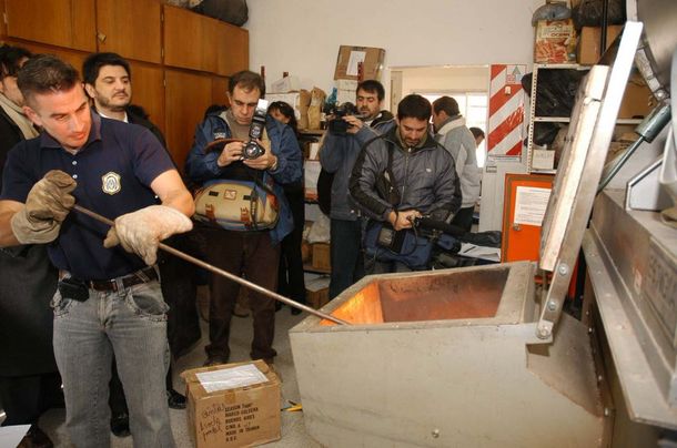 Queman 25 kilos de droga en La Plata