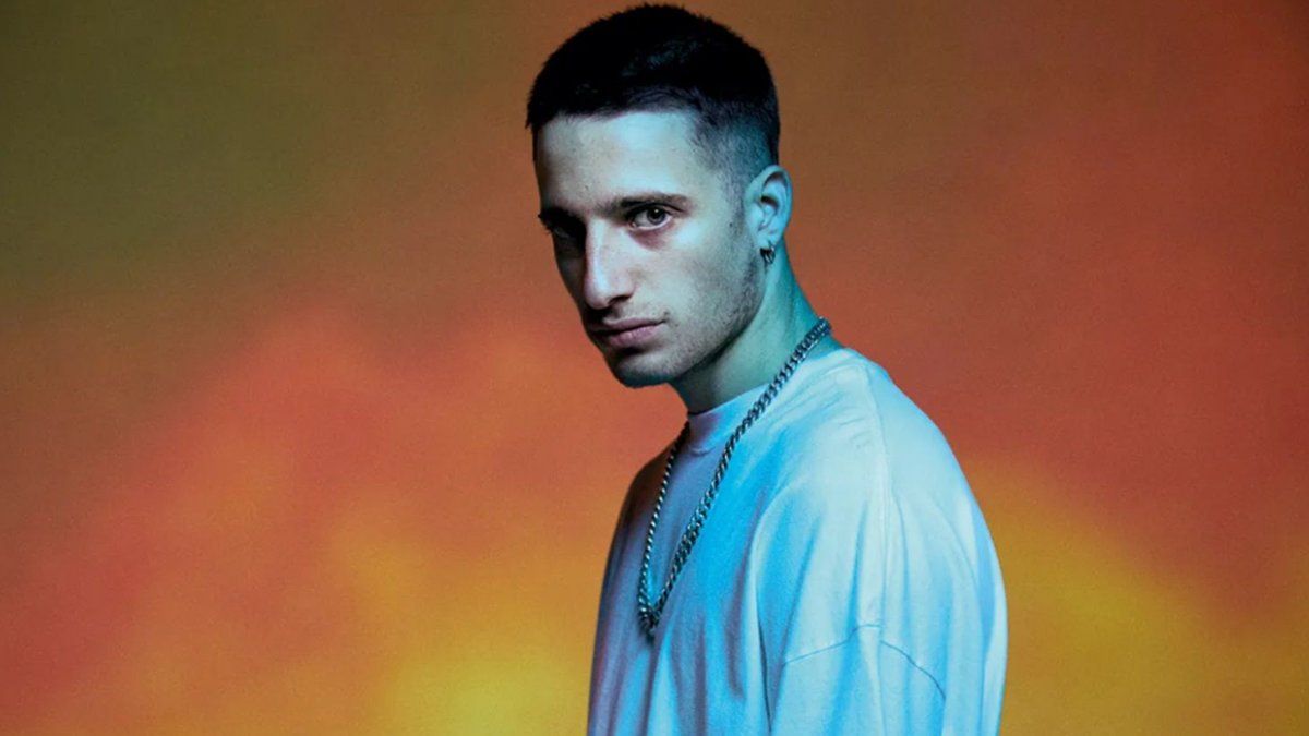 Wos anunció una gira mundial para presentar su nuevo disco Descartable