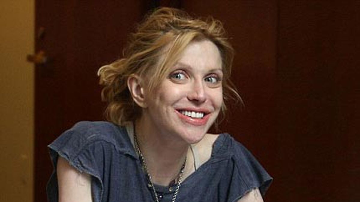 Courtney confiesa que se acostó con el marido de una cantante