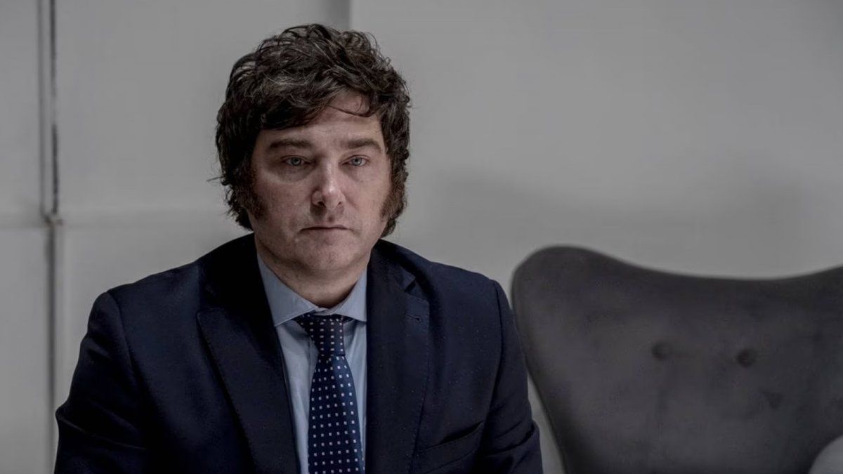 Informe revela que Milei fue empleado en Diputados durante 26 años