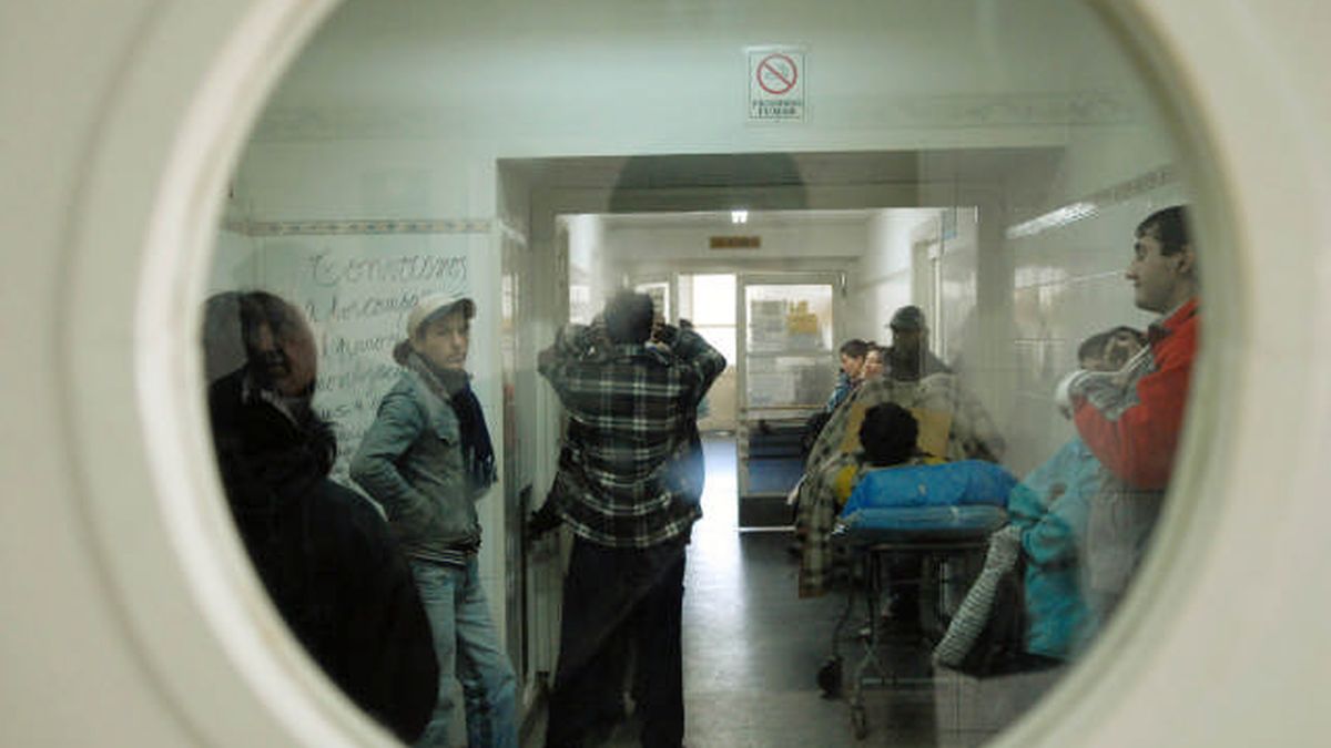 Muchos pacientes en los hospitales públicos