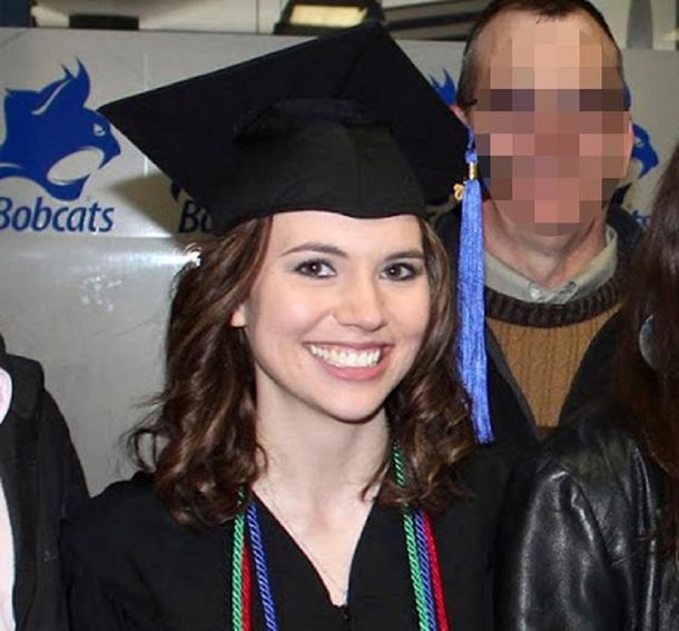 Profesora le regaló una noche de sexo a su alumno de 16 años y terminó ...