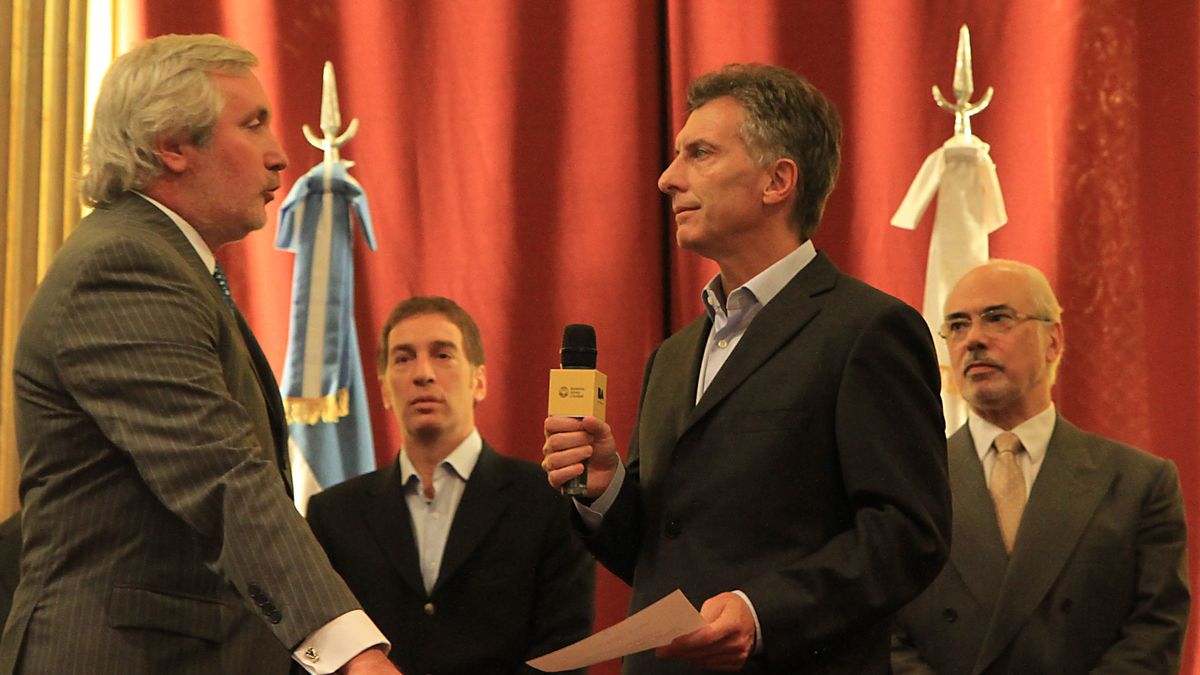 Quién es Julio Conte Grand, el primo político de Majul que almorzó con ...