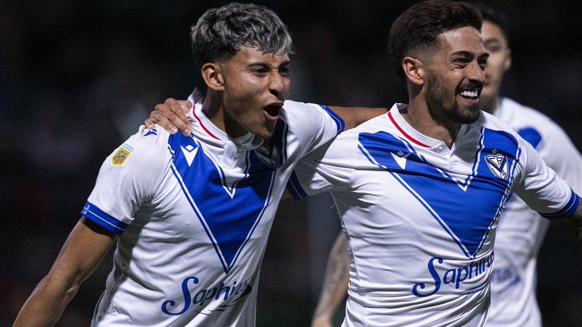 Vélez derrotó por 2-1 a un San Martín (SJ) complicado con el descenso ...