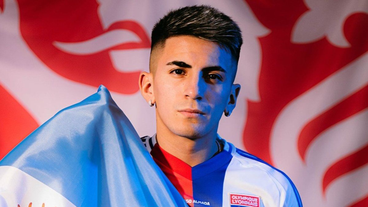 Thiago Almada llegó al Olympique Lyon con estilo argentino: así fue su ...