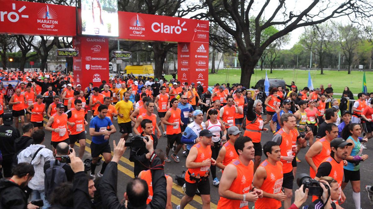 Con récord de participantes, se realizan los 42K de Buenos Aires