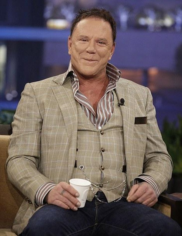 Mickey Rourke y una nueva transformación