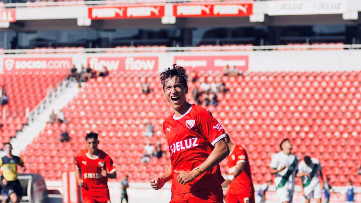 Hay futuro en Independiente: el hijo de Rambert subió a Primera