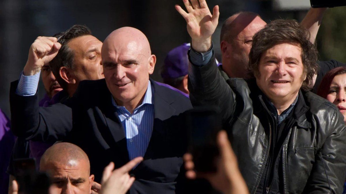 Corriste: memes y reacciones a la fuga de Javier Milei, su hermana ...