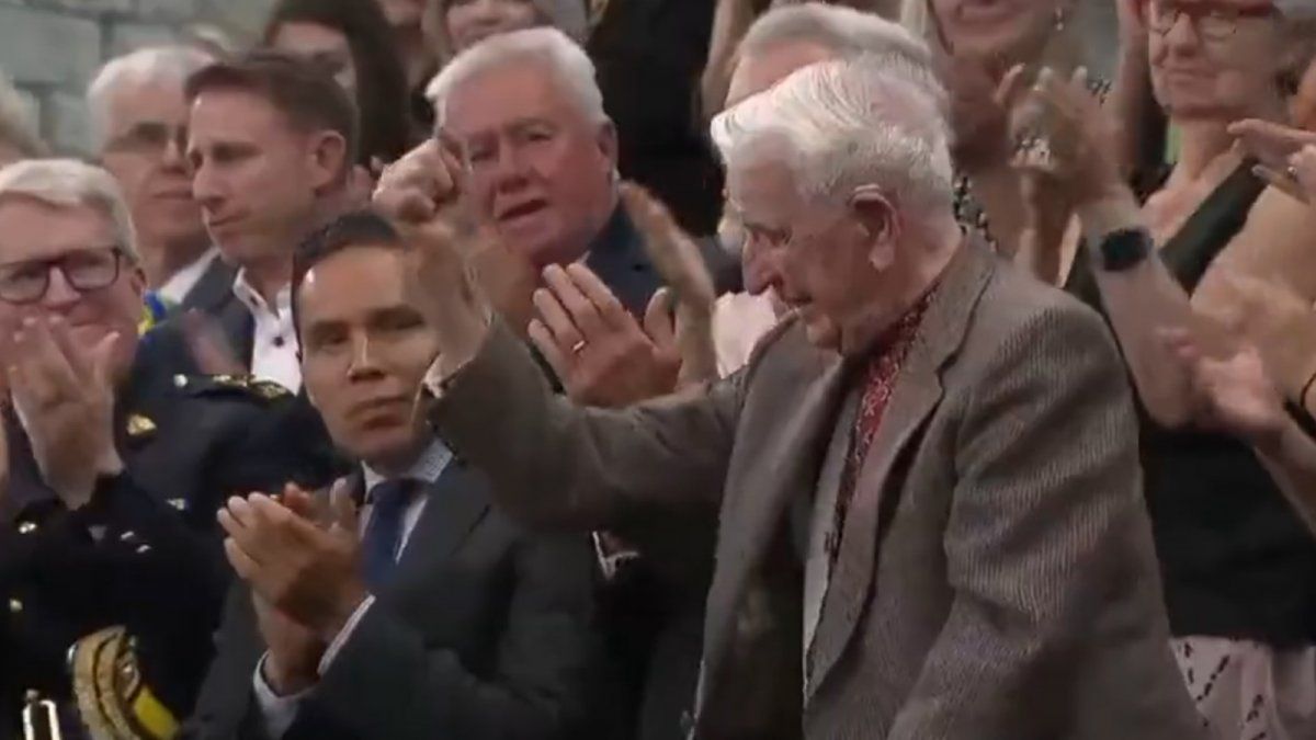 Canadá ovacionó a un veterano nazi de las SS en honor a la visita de ...