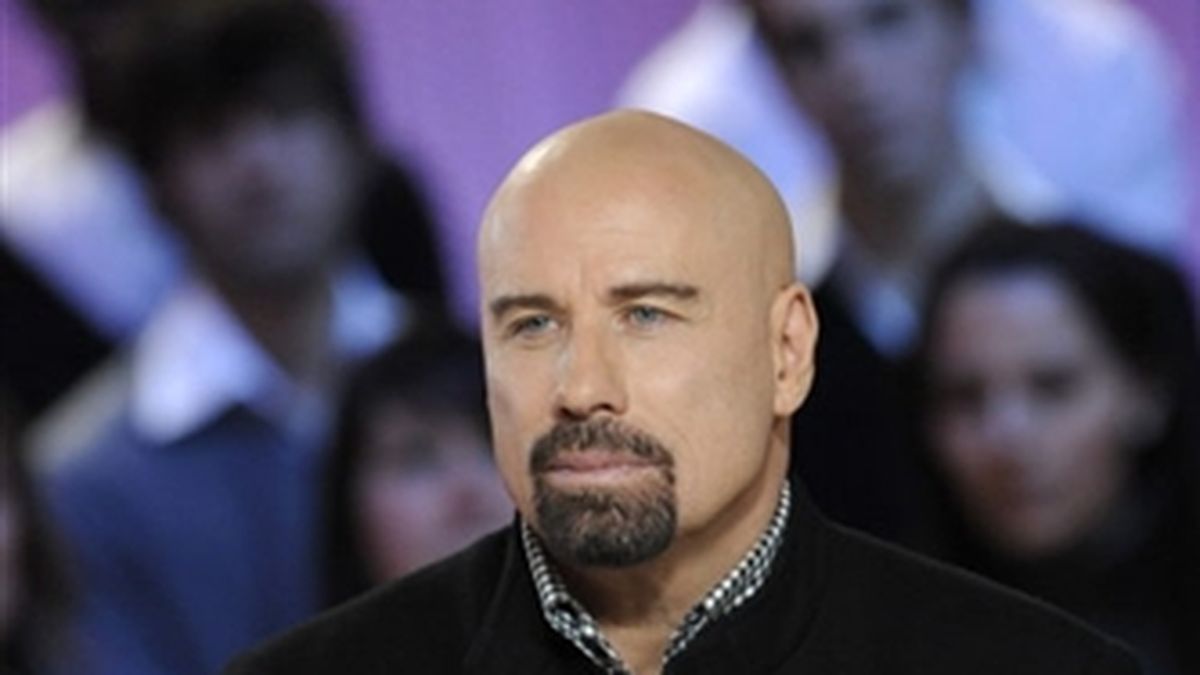 Travolta: Pasamos un año muy duro tras la muerte de Jett